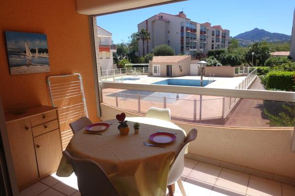 Appartement Terrasse , Vue Sur Piscine Montagne !! Incroyable ! - Port-Vendres