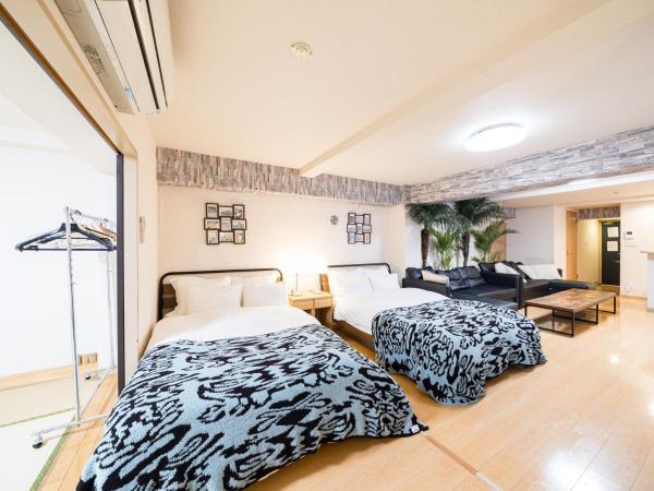 Shinjuku, 1min Walk From Kagurazaka Sta ,80square Meters,net, Pocketwifi, Switch - Roppongi