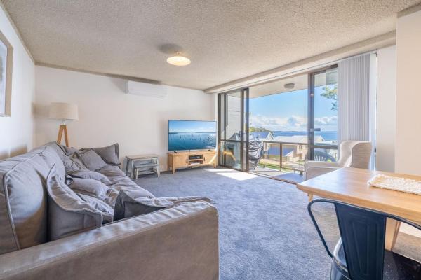 The Poplars, 8-36 Magnus St - Fantastic Water Views, Pool And Wifi - Anna Bay