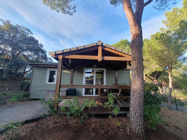 Chalet Dans Résidence Les Pescalunes - Mèze