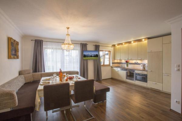 Golden Gapa Central Apartment 4 - Grainau