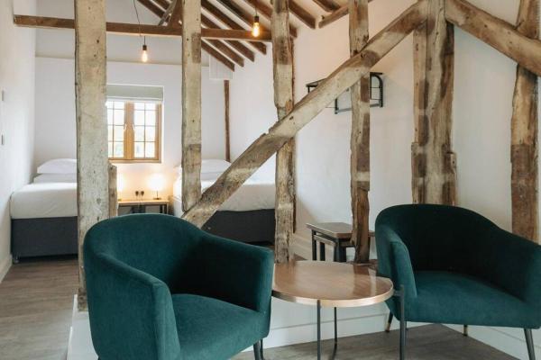 5 Henham Barns - Beccles