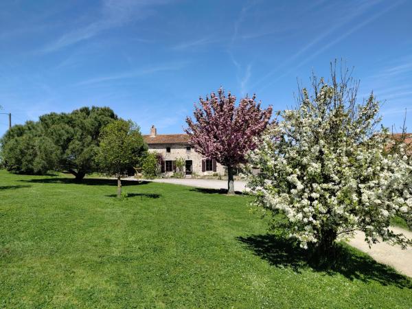Le Moulin Du Fresne, Chambres D'hôtes - Parthenay