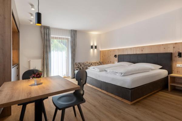 Zur Brücke Apartments And Rooms - Your Home In Heart Of South Tyrol, With Brixencard - Vipiteno