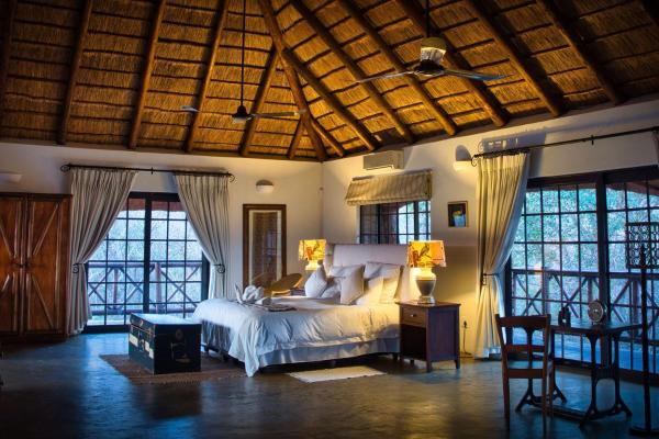 Jabulani Bushhouse - Marlothpark - South Africa