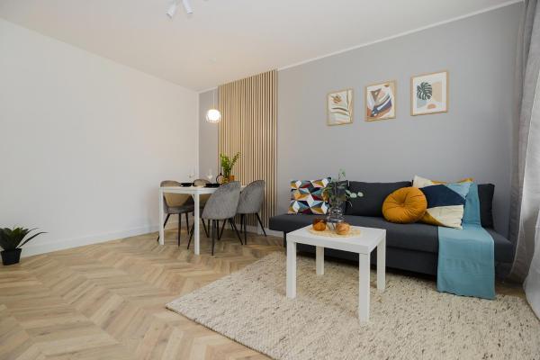 Reymonta Apartment Near Metro Station By Mia - Warschau
