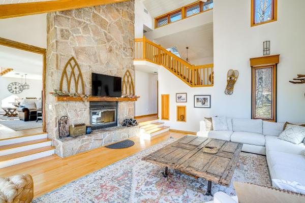 Wilmington Retreat With Deck, Lake Views And Game Room - Wilmington, VT