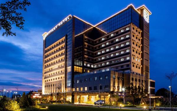 Brittany Hotel Villar City - Dasmariñas