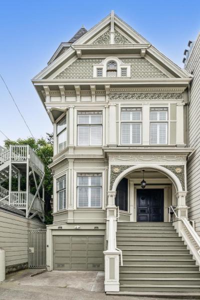Historic & Charming Victorian Home Sleeps 11 - San Francisco, CA