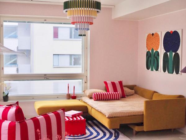 Candy-colored Two-room Condo With Sweet Views - Helsinki
