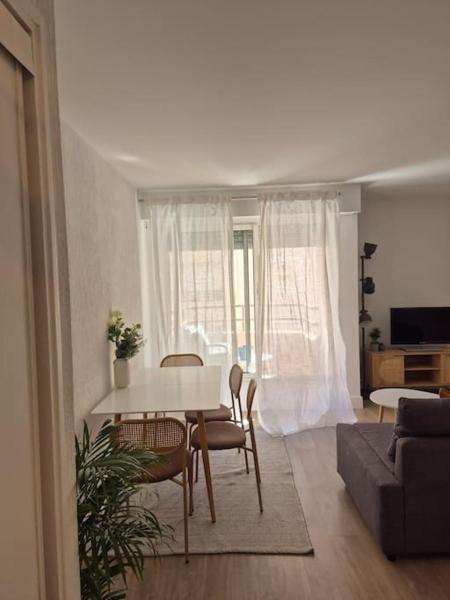 Appartement T2 - Hyères Gare - La Crau