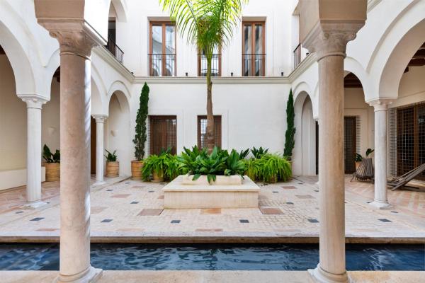 Casa Del Rey Sabio - Seville, Spain