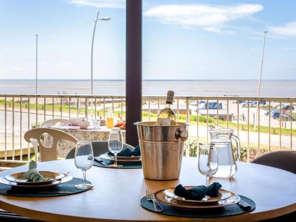 Apartment Le Bellevue By Interhome - Saint-Brevin-les-Pins