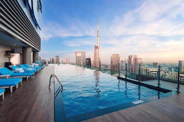 Paramount Downtown Burj Khalifa View With 64th Floor Infinity Pool - 