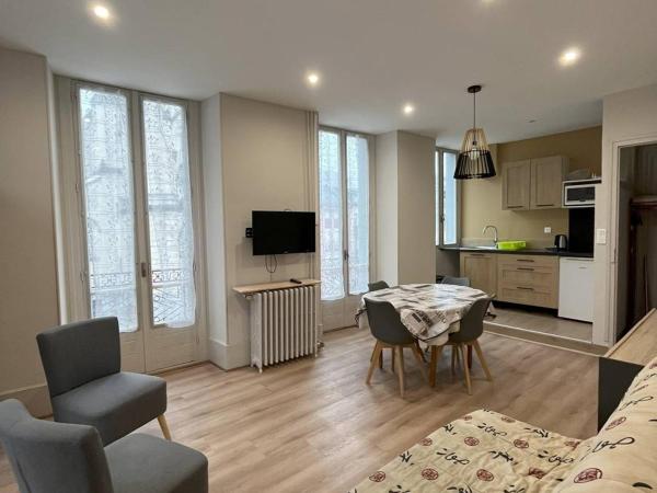 Appartement T3 à Cauterets, Proche Thermes, Télécabine, Wifi Et Parking - Fr-1-234-138 - Cauterets
