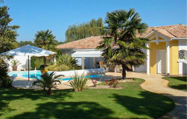 Nice Home In Léon With Kitchen - Saint-Girons Plage