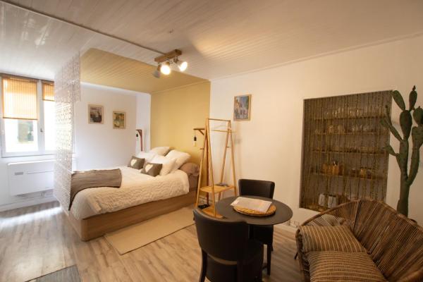 Cosy Caud, Appart En Plein Coeur Du Centre Historique - Fontvieille