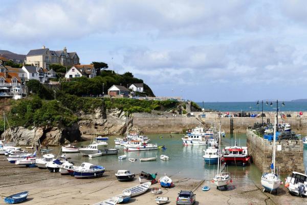 Fairways Guest House - Crantock