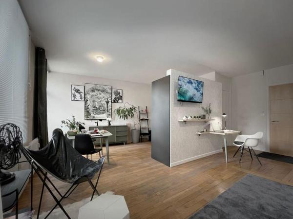 Grand Studio Confortable Situé En Centre Ville - La Bresse