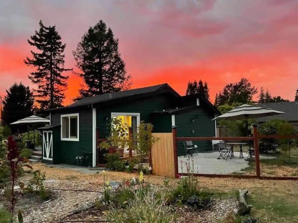 Charming Dog-friendly Home Next To Regional Park - Sebastopol, CA