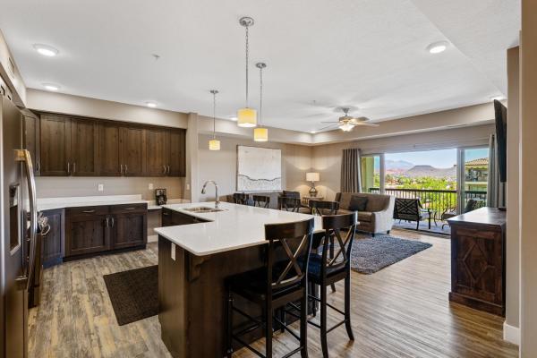 Cottage Point Home - Utah