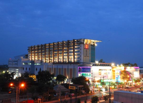 Sunee Grand Hotel And Convention Center -