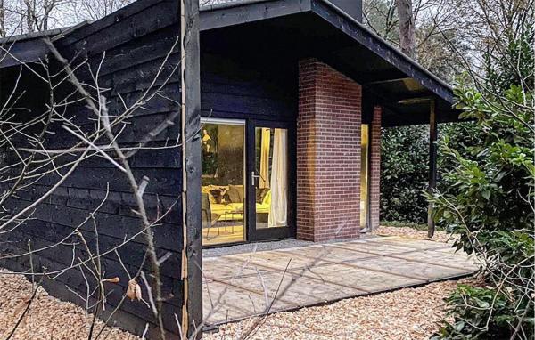 Nice Home In Rheezerveen With Sauna - Slagharen