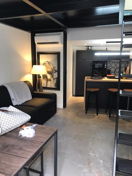 Une Atypique Et Merveilleuse Petite Maison En Plein Cœur De Nice, à Proximité De La Mer Et Des Plages - Villefranche-sur-Mer