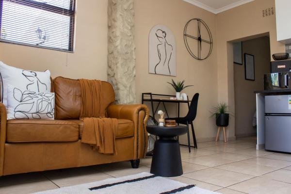 The Lavera Guesthouse - Alberton