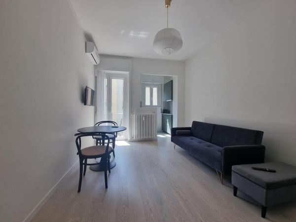 Milan New Apartment In Lively Central Area - Milán