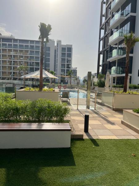 Luxury Studio Brand New With Highend Furnishings - Dubai Airport (DXB)