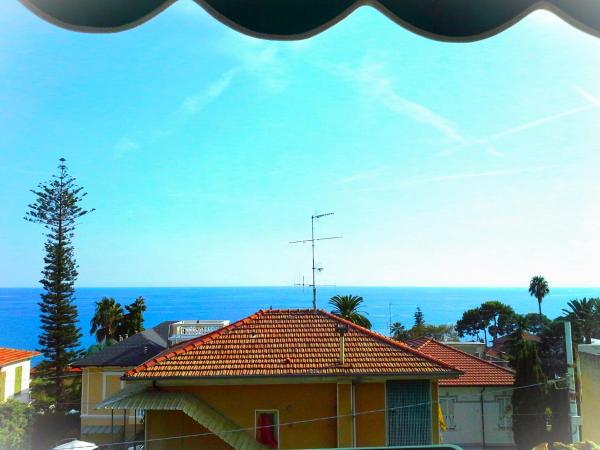Belvedere Apartment 200mt Beach - Sanremo