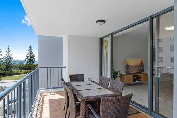 Beachside 2-bed With Pools Gym Bbq And Parking - Maroochydore