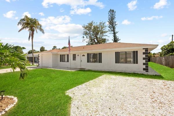 Brand New 2bed In Bonita's Heart With Superb Patio And Garden - Bonita Springs