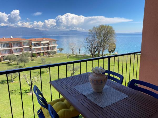 On The Beach Lake View - Manerba del Garda