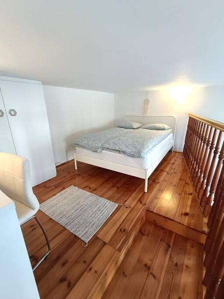 Old Town Mezzanine Apartment - Gdańsk