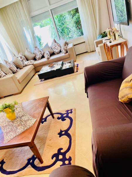 Belle Villa Avec Jardin Ennacer - Tunis
