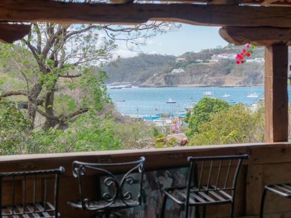 Cozy Apartment, Bayview, 3 Blocks To Beach/center - Nicaragua