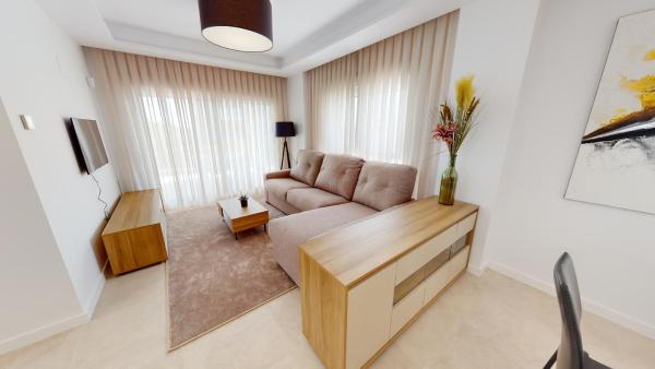 Luna By On Travel - Pego