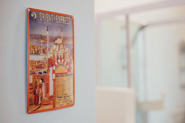 The Orient Express No.22 - Viena