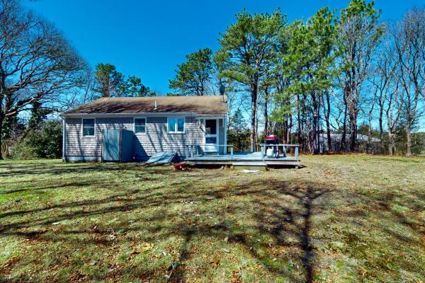 Dora's Cottage - Falmouth, MA