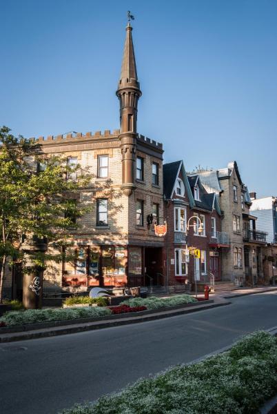 Auberge Château Des Tourelles - Quebec City