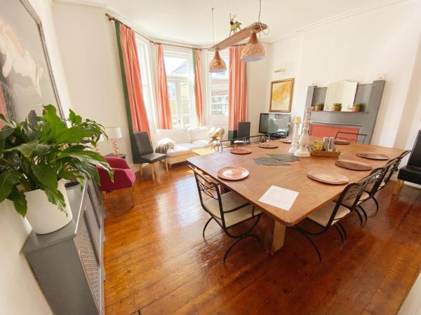 The Table House Close To Town & Beach Free Parking - Bournemouth