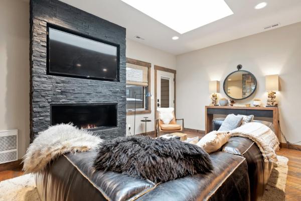 Central Loft 303 - Columbia Falls, MT