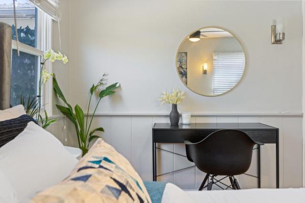 5 Mins Walk To Oldtown Monrovia Cozy 4 Br Home - Monrovia, CA