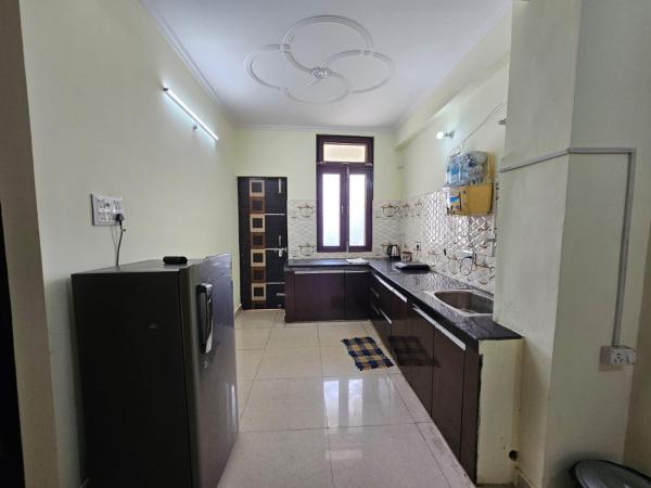 3 Bhk In Krishna Nagar Lucknow Lko 302r - Lucknow