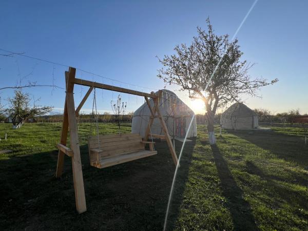 Bosogo Yurt Camp - 吉爾吉斯