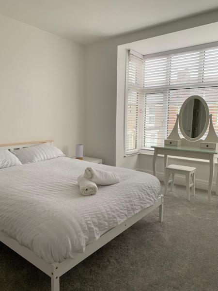 Iris Home In Southsea Free Street Parking And Pets Welcome - Portsmouth