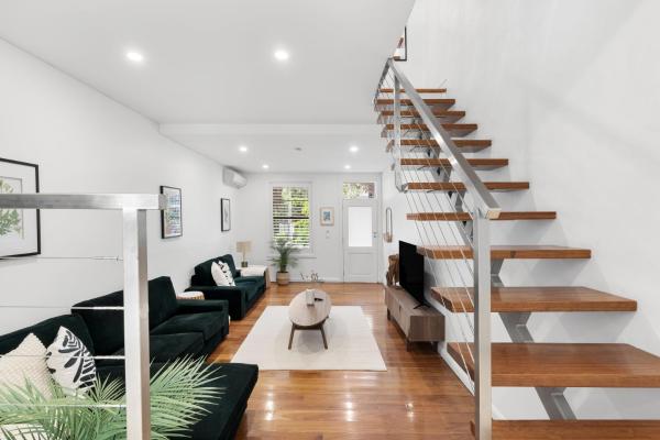 Stunning 3 Bedroom Terrace House In Vibrant Area - Surry Hills