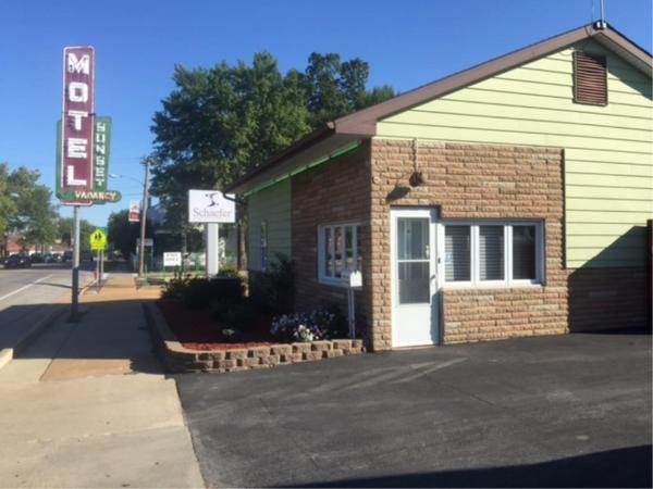 Sunset Motel - Traditional Room 2 Beds (Non Smoking) - Illinois